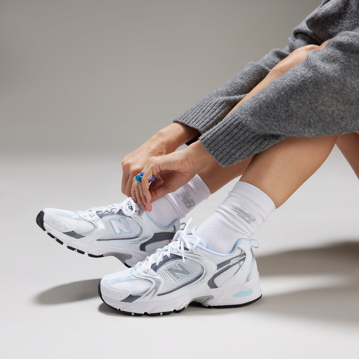 Womens New Balance 530 Sneakers In Silver | Soletrader
